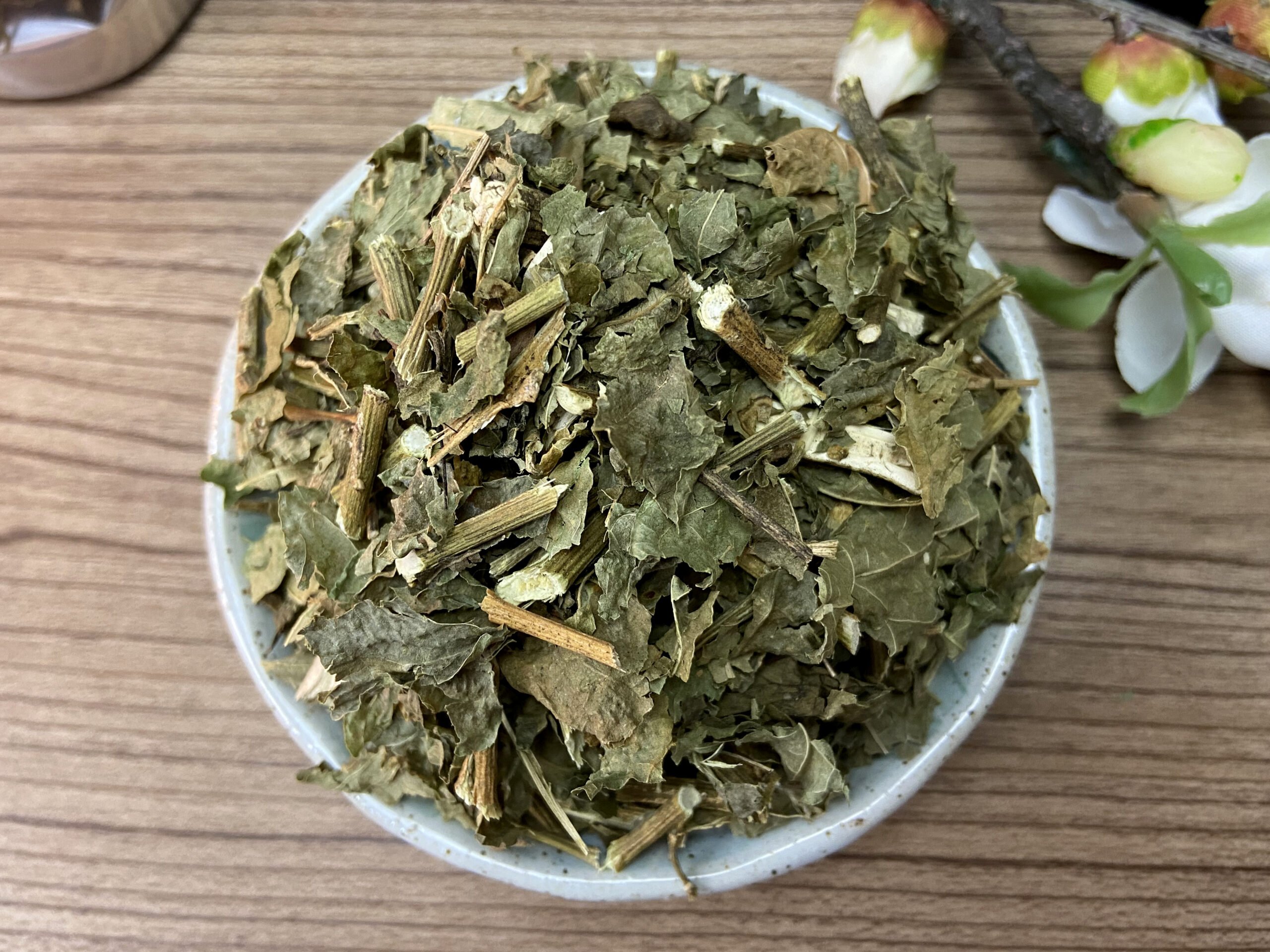 Guinea Hen Weed • Além de Salém